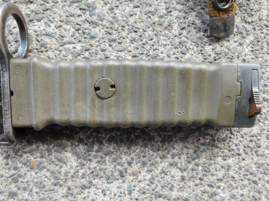 Steyr Aug Bayonet and Scabbard - Trade In Military