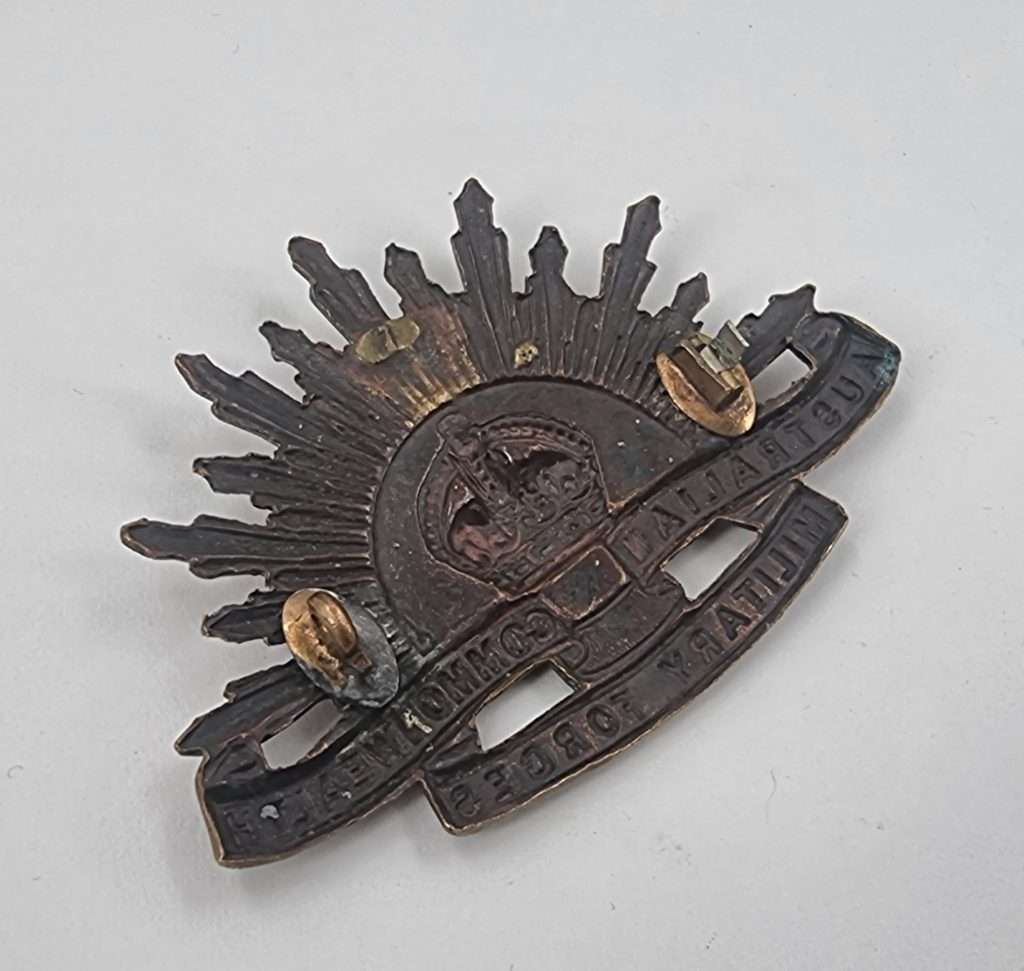 Australian Commonwealth Military Forces Rising Sun Hat Badge KC - Trade ...
