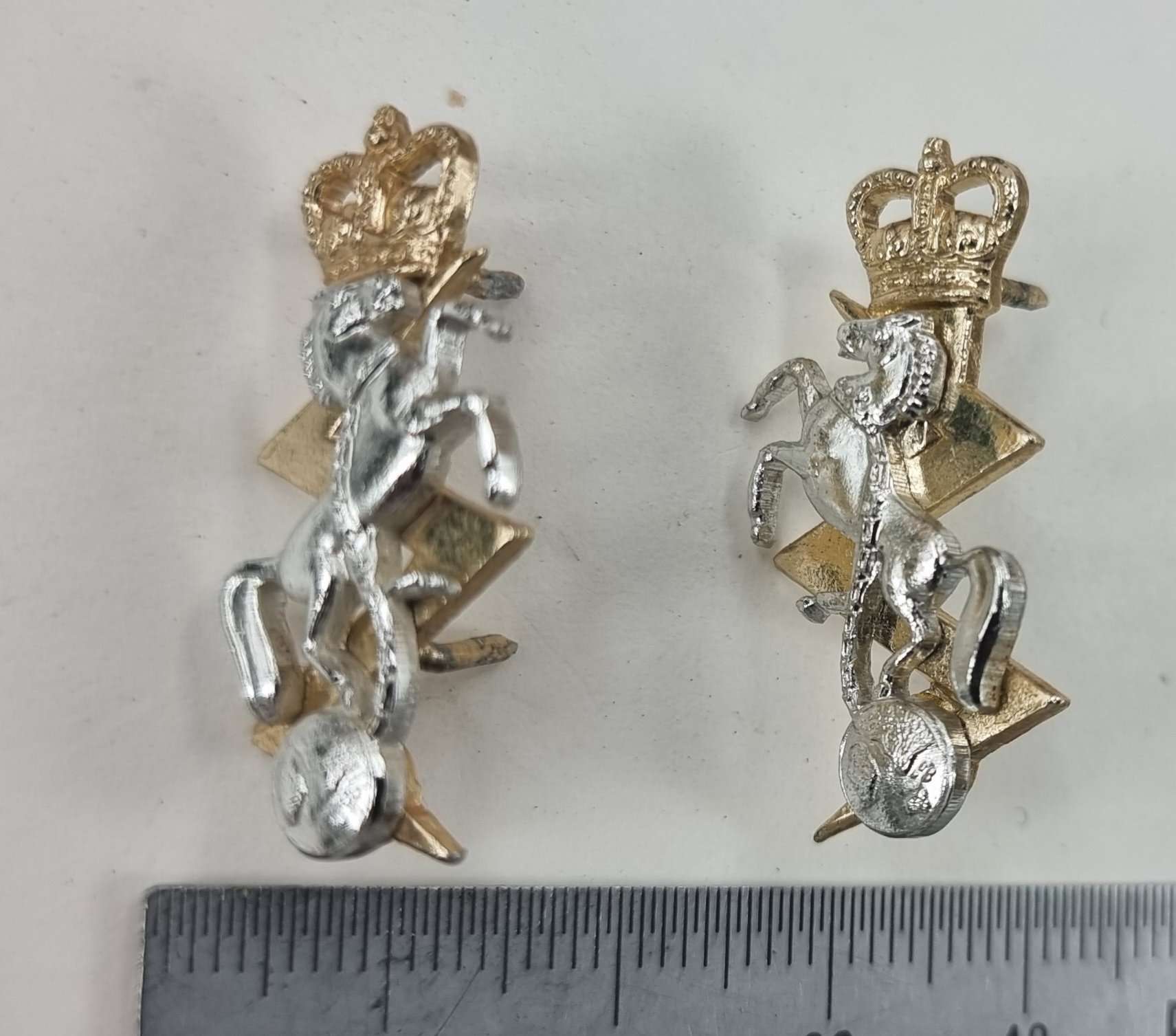 Royal New Zealand Electrical & Mechanical Engineers Collar Badges Pair ...