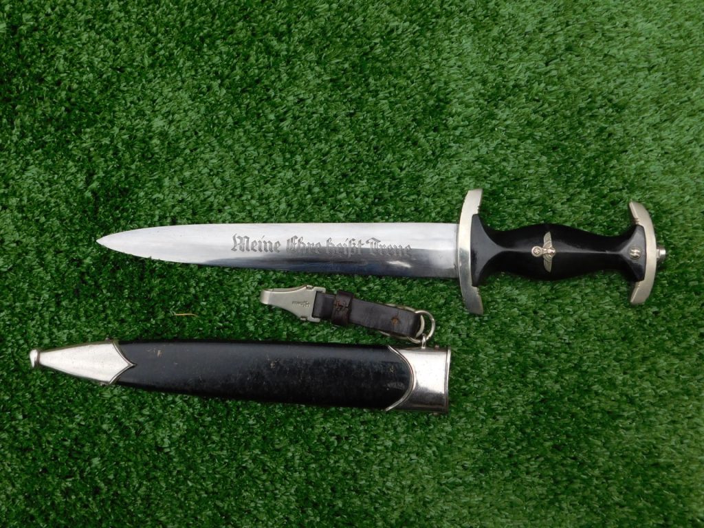 WWII German 1933 SS Dagger, Scabbard and Hanger **ORIGINAL** - Trade In ...