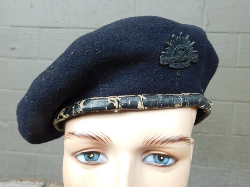 Australian Commonwealth Military Forces Beret - Trade In Military