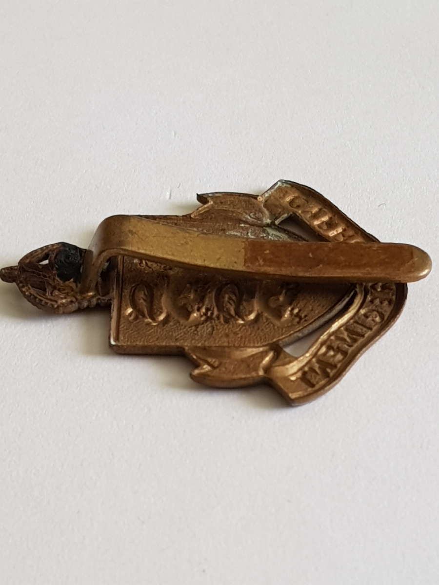 WWII Cyprus Regiment Cap Badge - Trade In Military