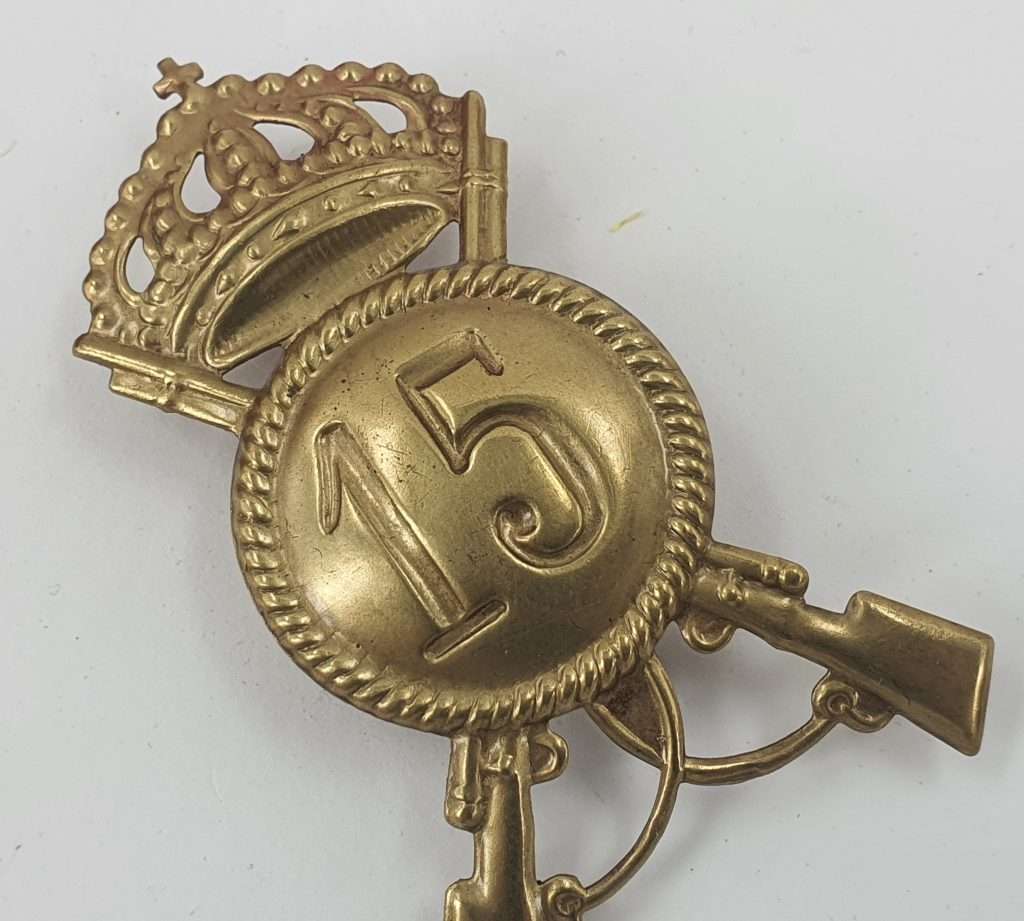 WWII Italian Army 15th Infantry Regiment Pith Helmet Badge of 15th ...