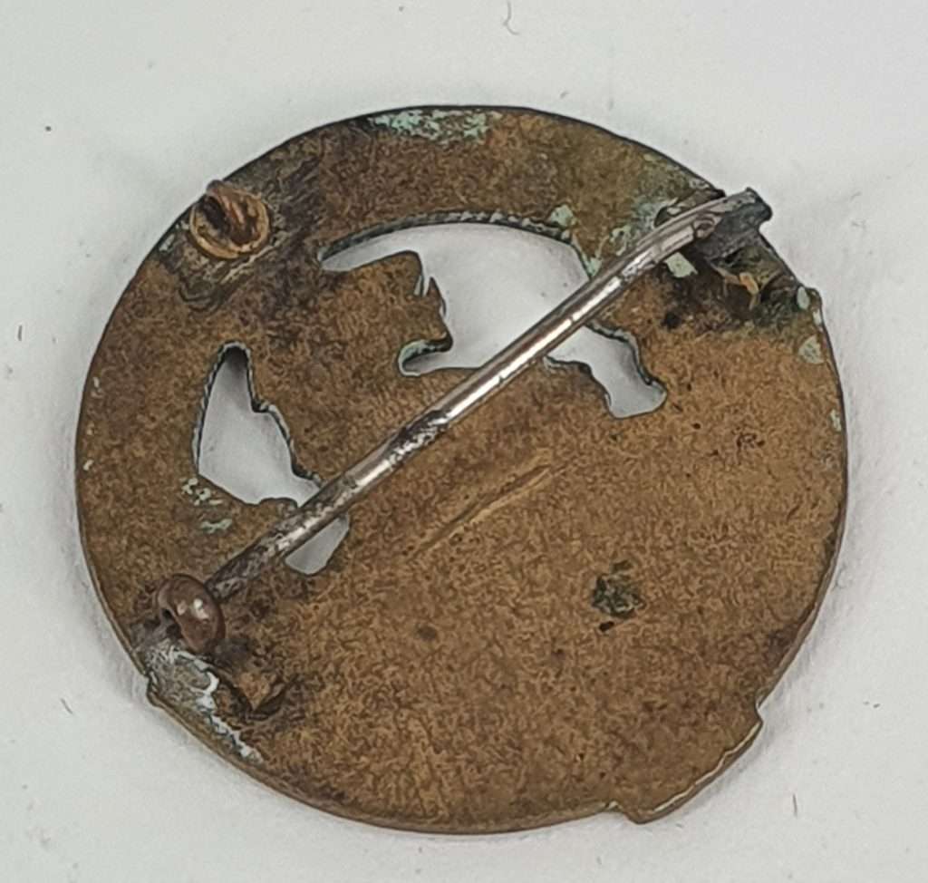 WWI Canadian Enamel Pin Back Badge for 241 Battalion Canadian Scottish ...