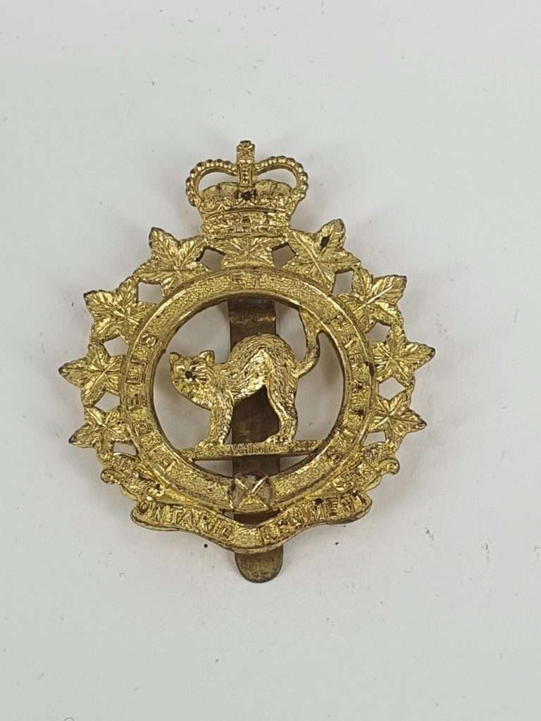 Post War Cap Badge Of Ontario Regiment - Trade In Military