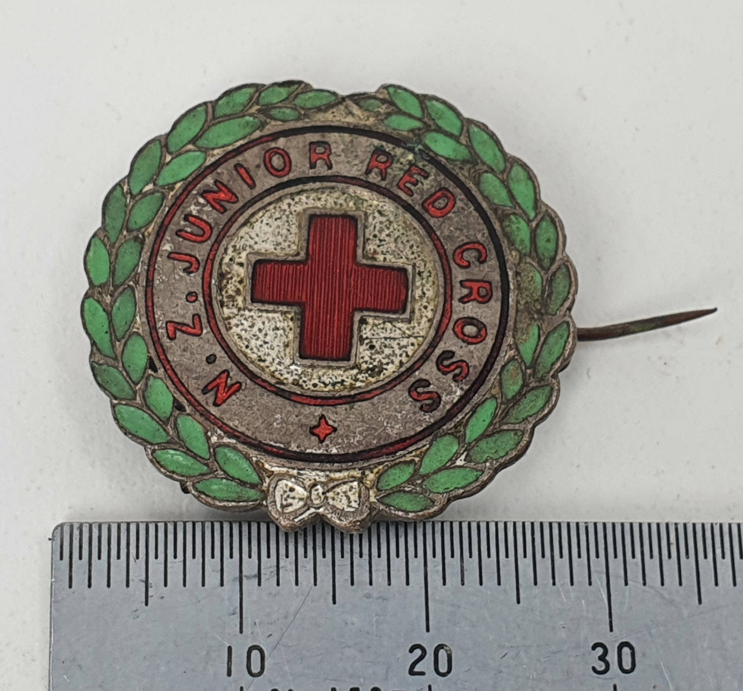 New Zealand Red Cross Junior badge - Trade In Military