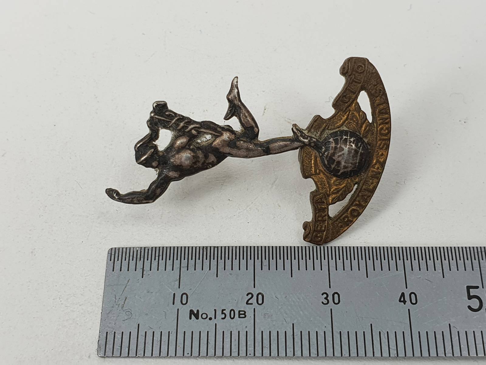 Royal New Zealand Signals Cap/Collar Badge - Trade In Military