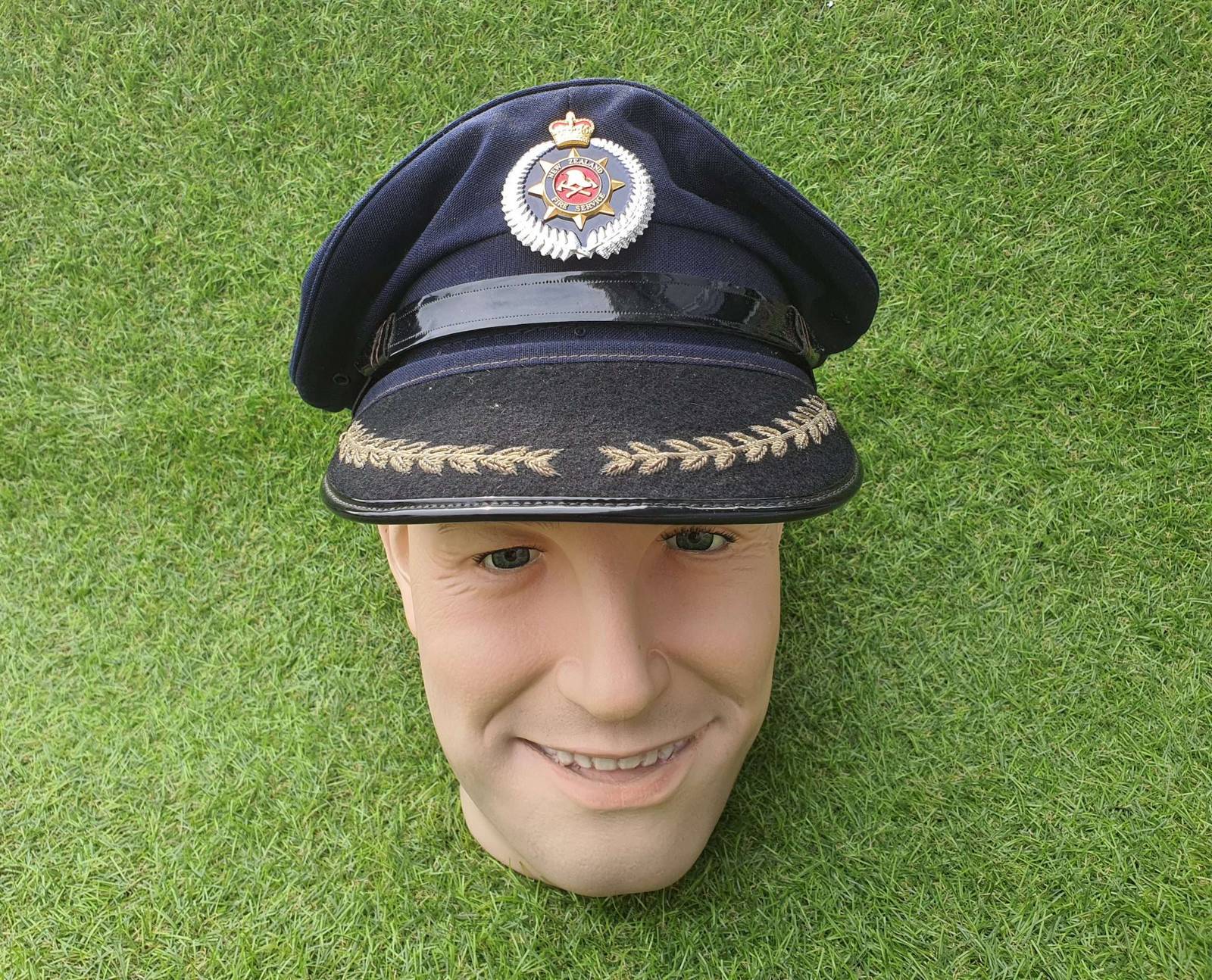 New Zealand Chief Fire Officer Visor Cap Trade In Military New Zealand Chief Fire Officer Visor Cap Trade In Military