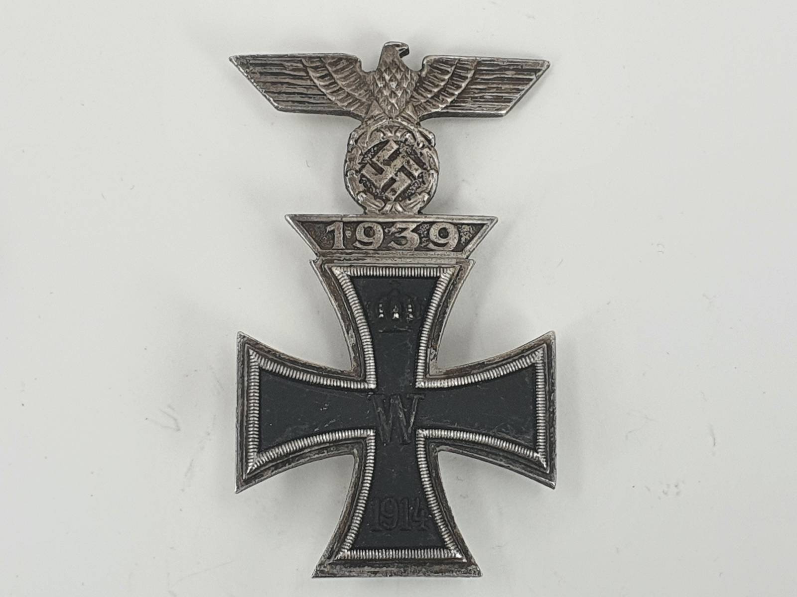 WWII German Dual 1914 Iron Cross + Bar to the Iron Cross Spange - Trade ...