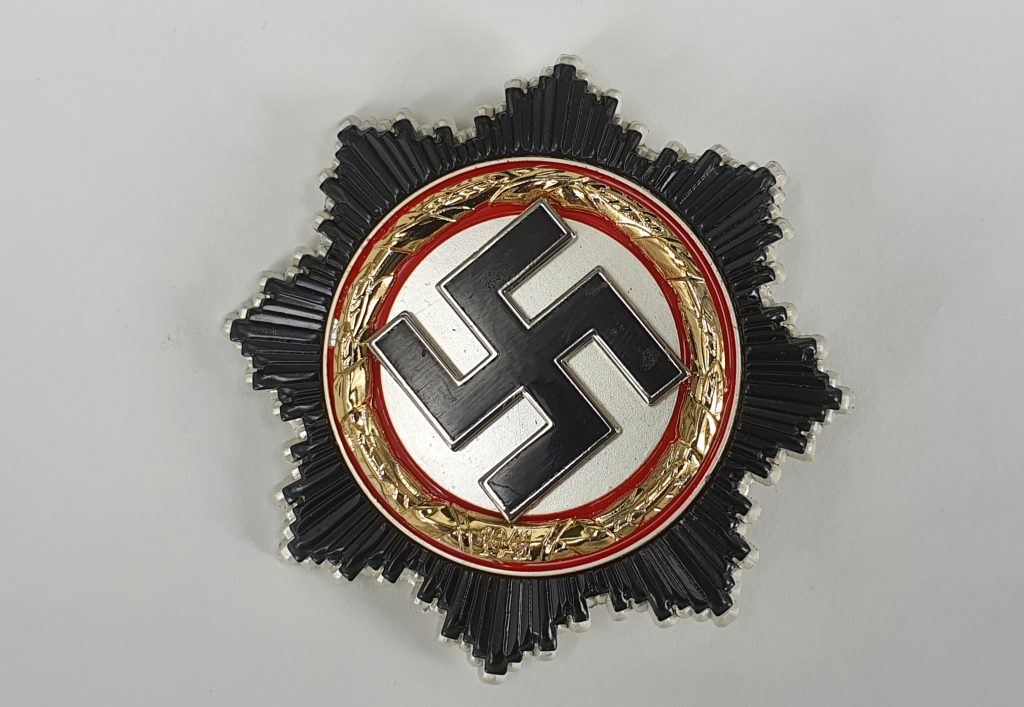 WWII German Cross Award - In Gold - Trade In Military
