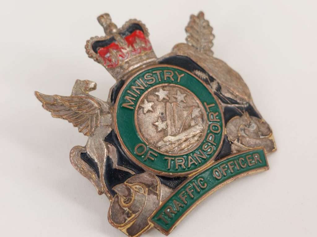 New Zealand Traffic Officers Cap Badge - Trade In Military