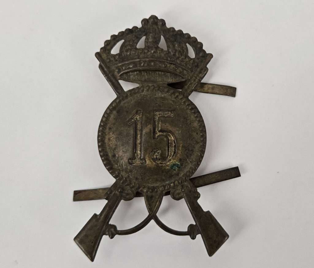 WWII Italian Army 15th Infantry Regiment Pith Helmet Badge of 15th ...